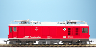 BEMO 1267 122 - RhB Gem 4/4 802 "Murmeltier" Zweikraftlokomotive, rot, 323,90