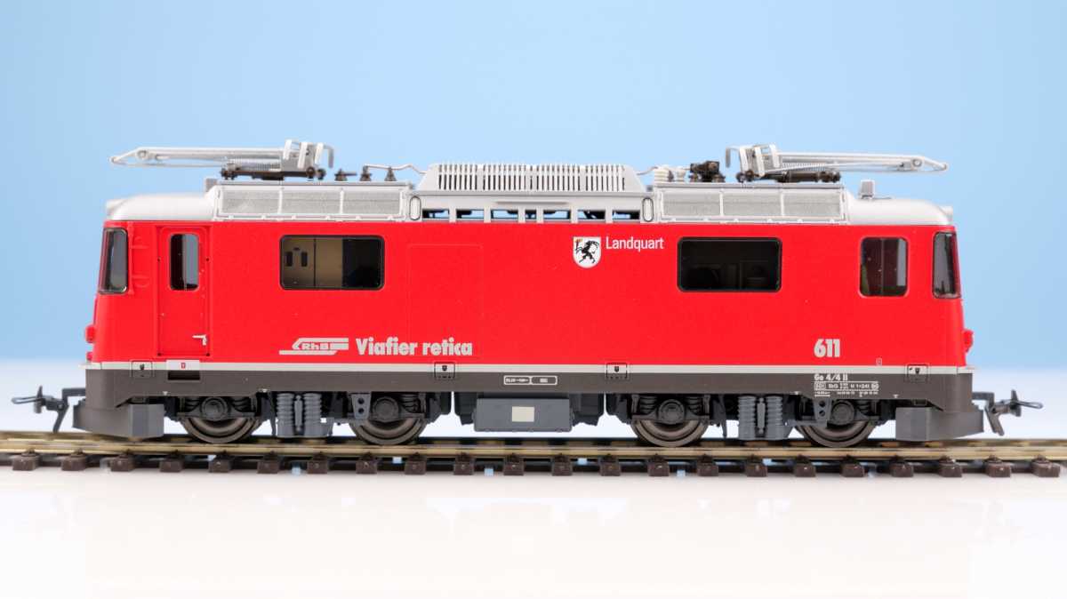 BEMO 1258 151 - RhB Ge 4/4 II 611 "Landquart" Elektrolokomotive, neur ...