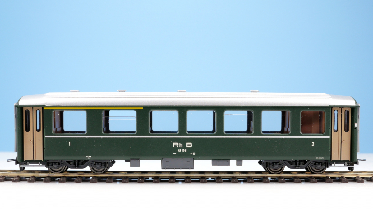BEMO 3256 101 - RhB AB 1541 Personenwagen EW I verkürzt 4-achsig 1./2 ...