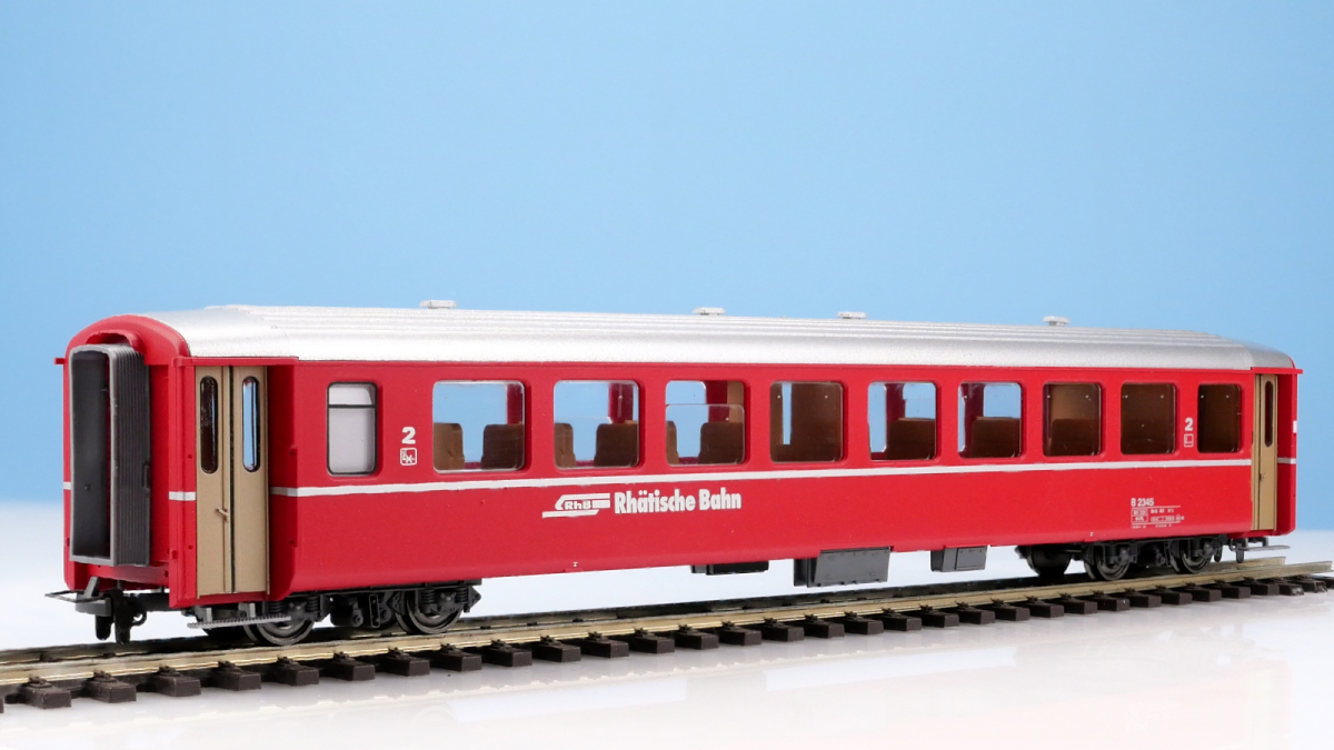 BEMO 3250 125 - RhB B 2345 Personenwagen EW I 4-achsig 2. Klasse, rot, 75,50